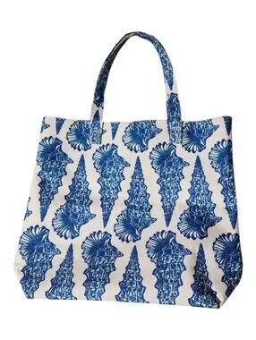 Lilly Pulitzer | Bags | Lilly Pulitzer For Estee Lauder Canvas Beach ...